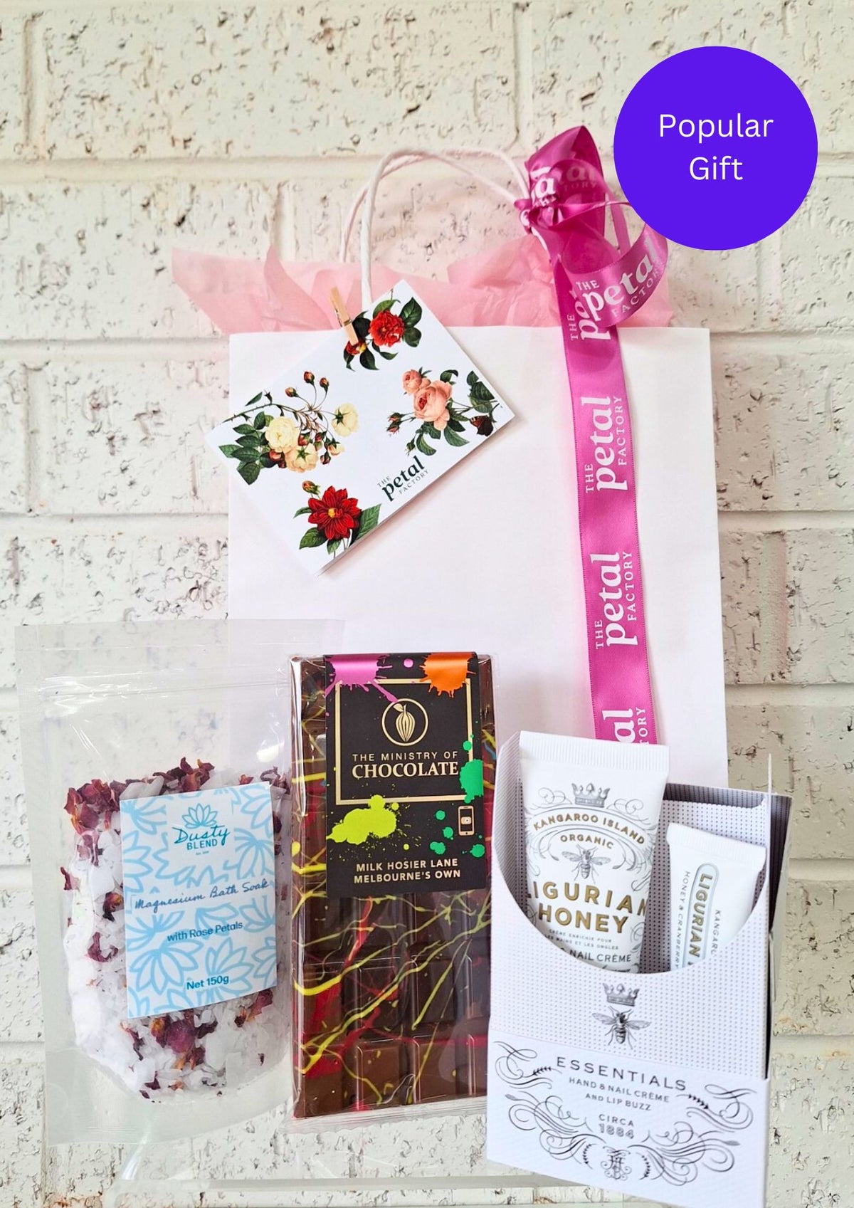 Deluxe Hampers Bendigo – The Petal Factory